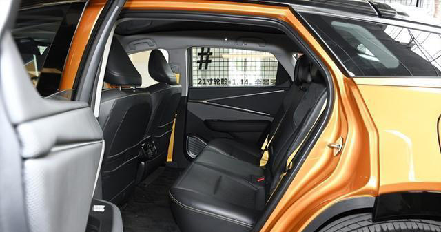 13万起！丰田bZ5携激光雷达+630km续航，合资电车要卷翻新势力？