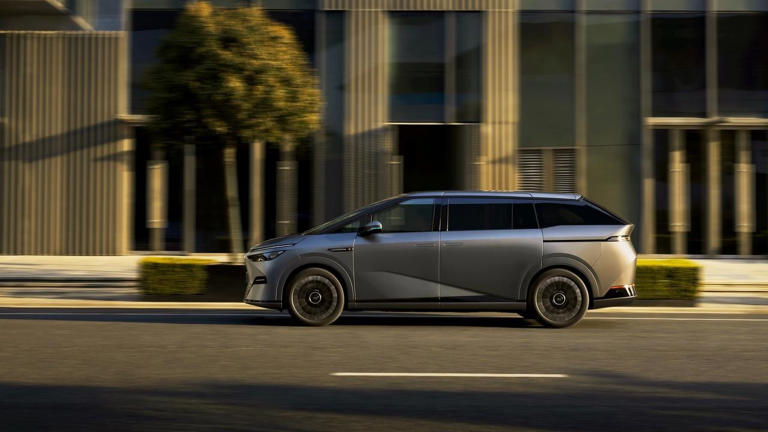 4月高端纯电MPV销量排名 小鹏X9第一 极氪009第二