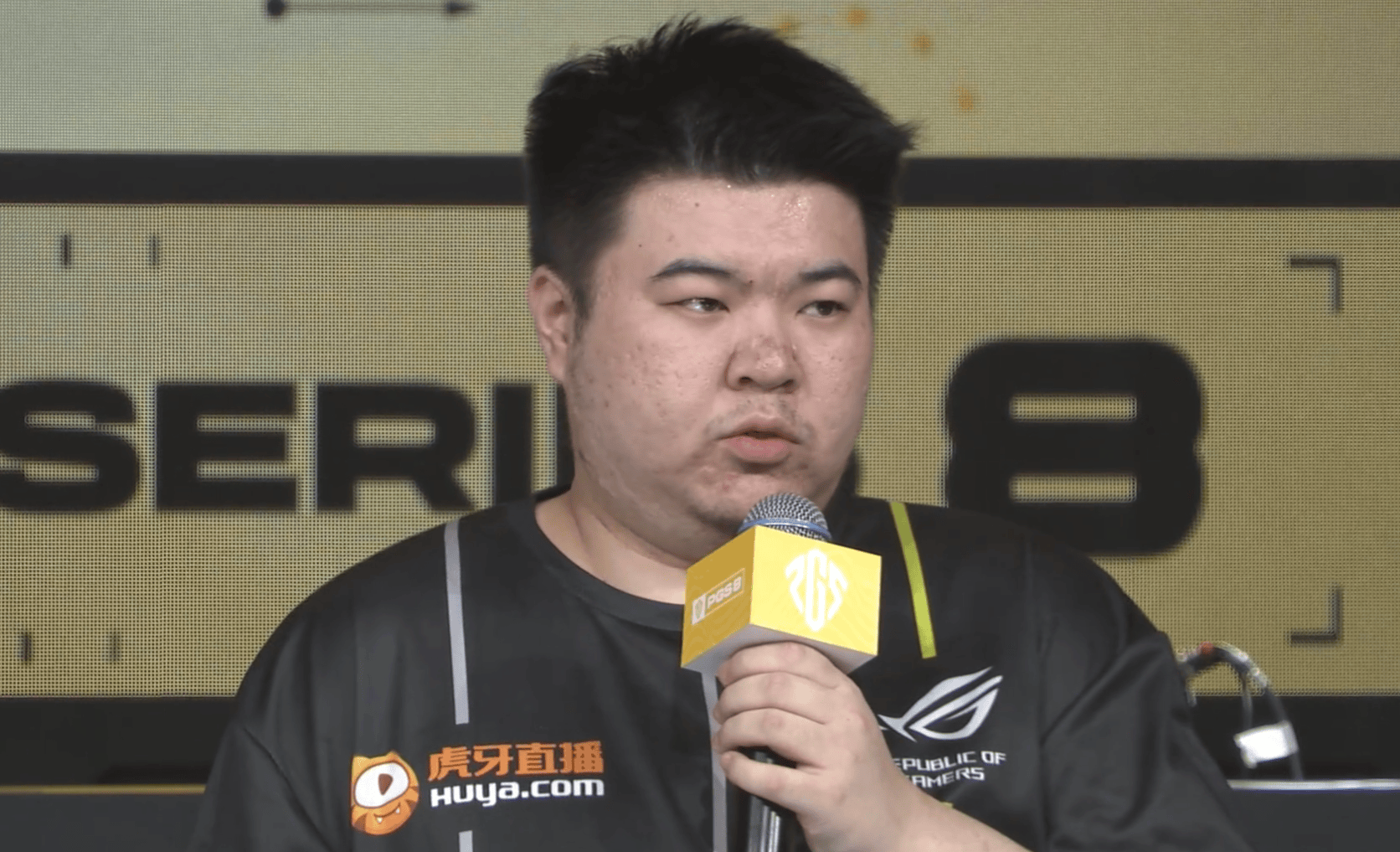 4AM_GODV：最后几把有队伍针对我们堵截，但是我们躲过去了