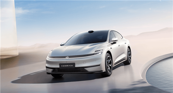 长安启源A06来袭：SDA纯电架构首款轿车，智能与性能并重