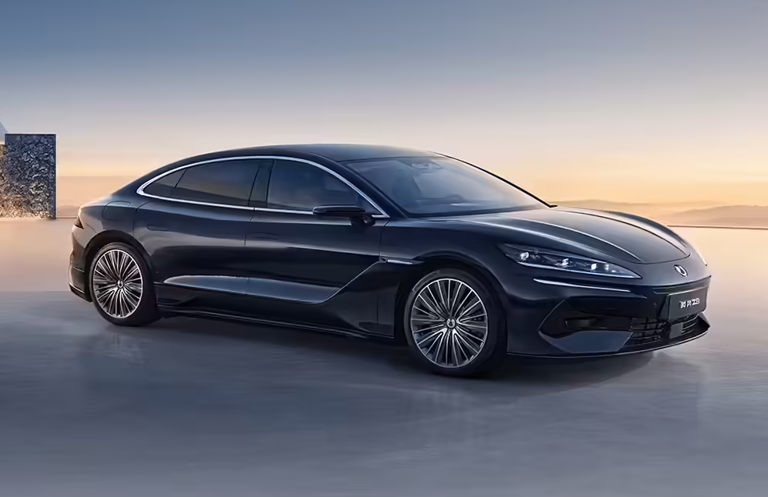 比亚迪腾势 Z9 车型推送 OTA 升级，哨兵模式、无麦 K 歌功能上线