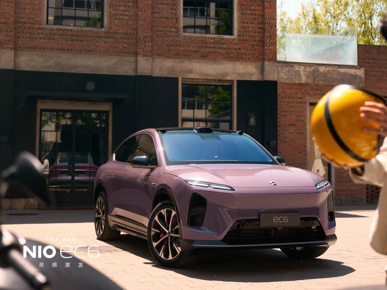 蔚来新 ES6 / EC6 车型开启交付，电池租用方案 26.8 万元起