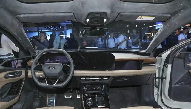 奥迪又要火，纯电A6L e-tron亮相车展，车长超5米，续航超800km！