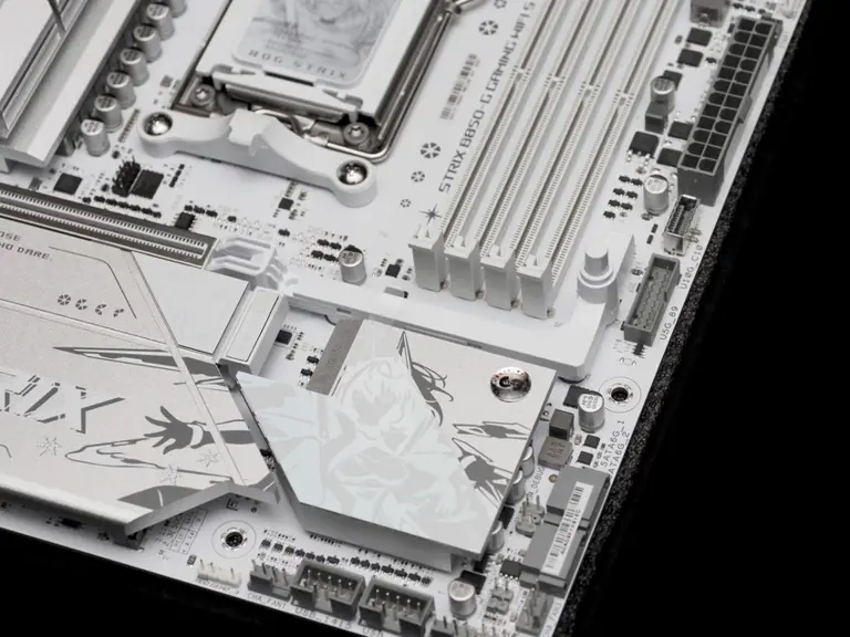 首个AMD平台小吹雪主板来了：华硕ROG STRIX B850G小吹雪主板开箱