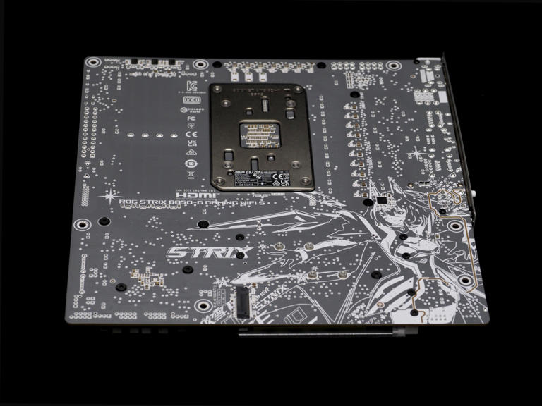 首个AMD平台小吹雪主板来了：华硕ROG STRIX B850G小吹雪主板开箱