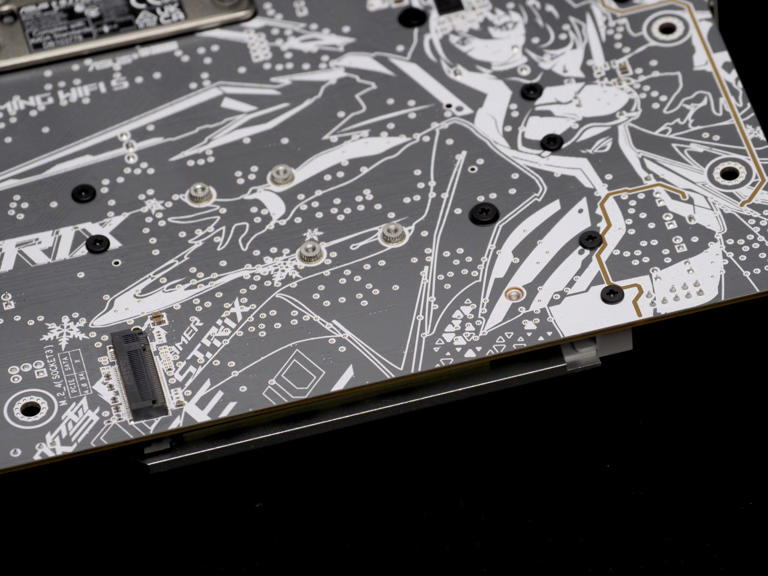 首个AMD平台小吹雪主板来了：华硕ROG STRIX B850G小吹雪主板开箱