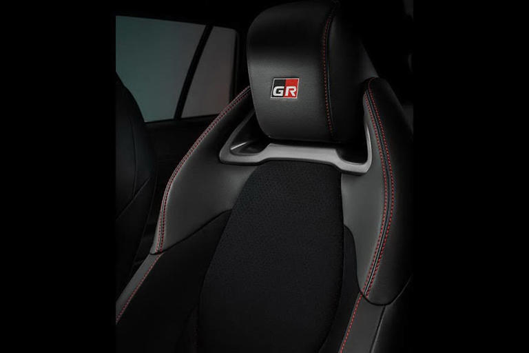 理想i8内饰首曝：6座纯电SUV，搭载MindVLA辅助驾驶，7月来袭！