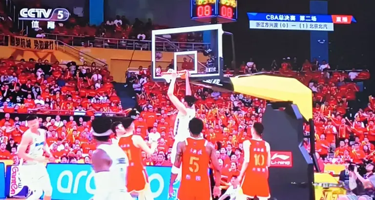 CBA总决赛浙江广厦主场103：96击败北京首钢取得队史总决赛首胜！