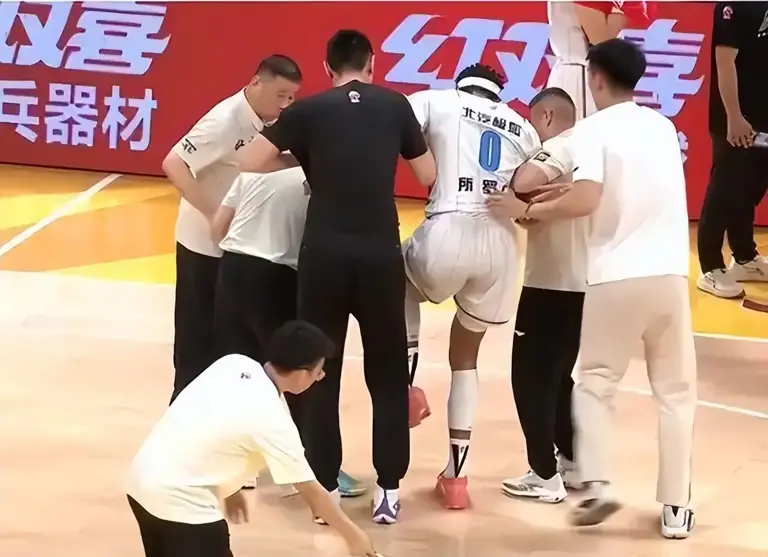 CBA总决赛G6前瞻！浙江广厦遭重罚士气低迷，北京首钢内线受伤，CCTV5直播