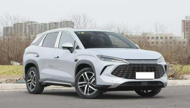 家用插混中型SUV之争，长安启源Q07和宋L DM之间该如何选择？