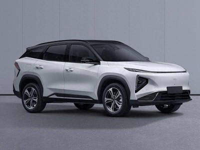 吉利银河L7 EM-i混动SUV大降价，技术优化助力9.98万起售！