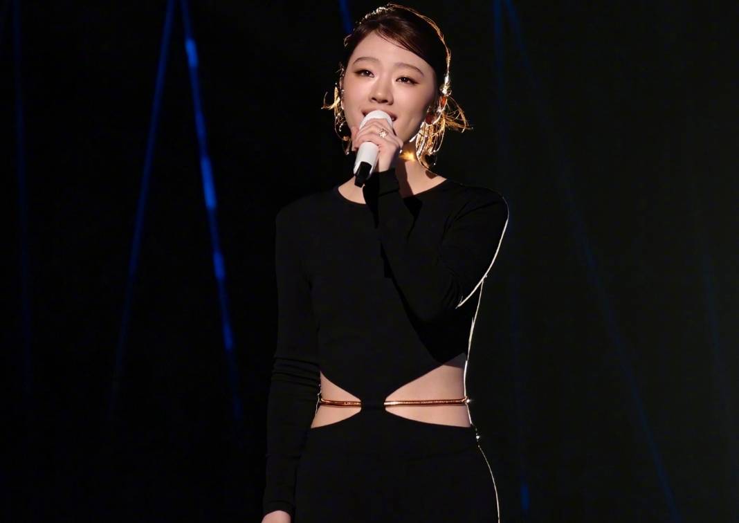 《歌手2025》最新一期竞演结果：Grace夺冠，断眉袭榜单依纯成功，白举纲淘汰