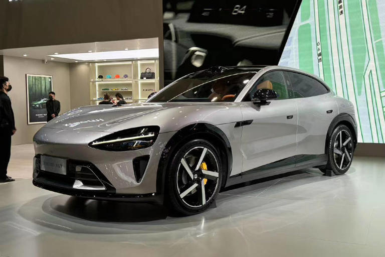 小米YU7粤港澳车展首秀：中大型SUV，续航超800km引关注