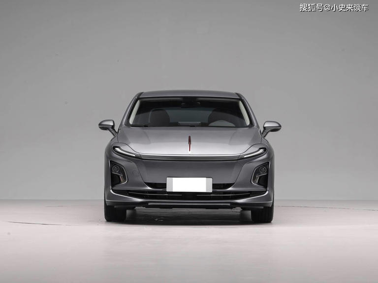 红旗E-QM5纯电中型车来袭！12万起续航610Km，能否成新能源市场新宠？