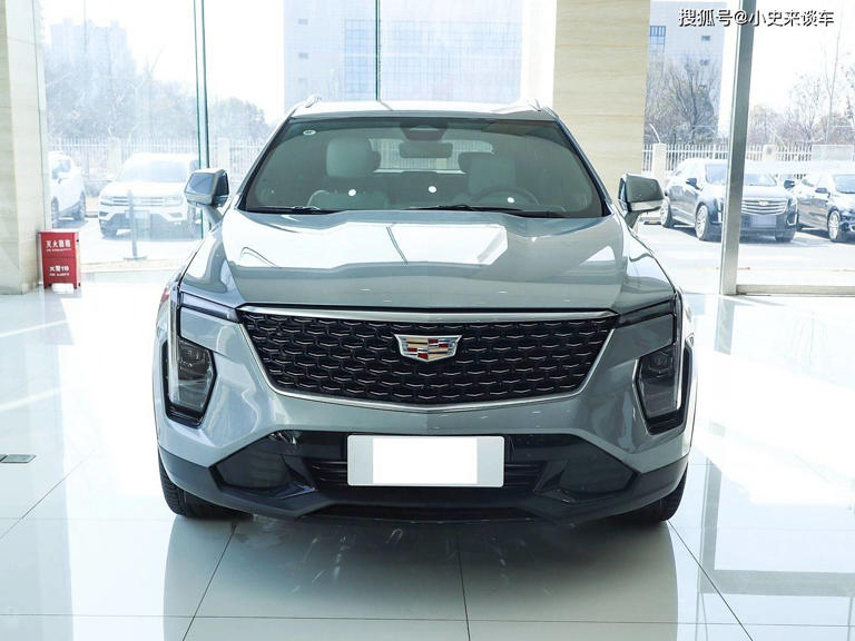 凯迪拉克XT4年度改款来袭，2.0T轻混+9AT，豪华体验更亲民？