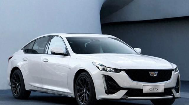 年轻人的第一台后驱车对决：宝马3系VS凯迪拉克CT5