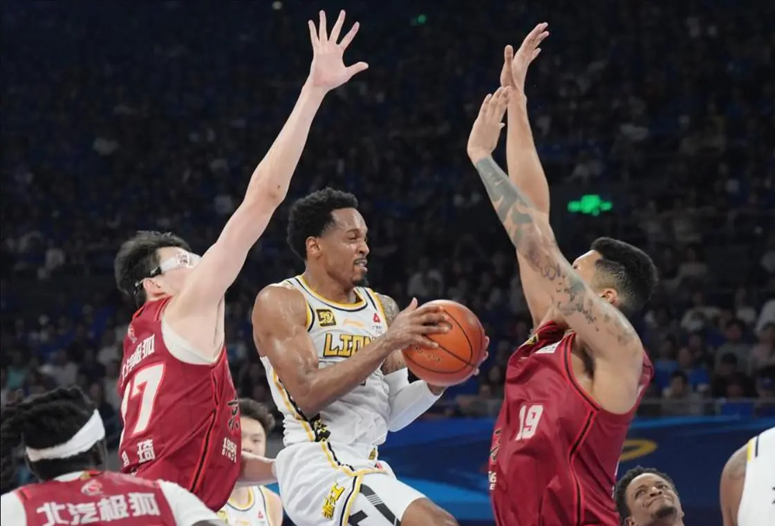 “浙一冠”“上一冠”和“六连冠”，CBA总决赛还有两败方MVP