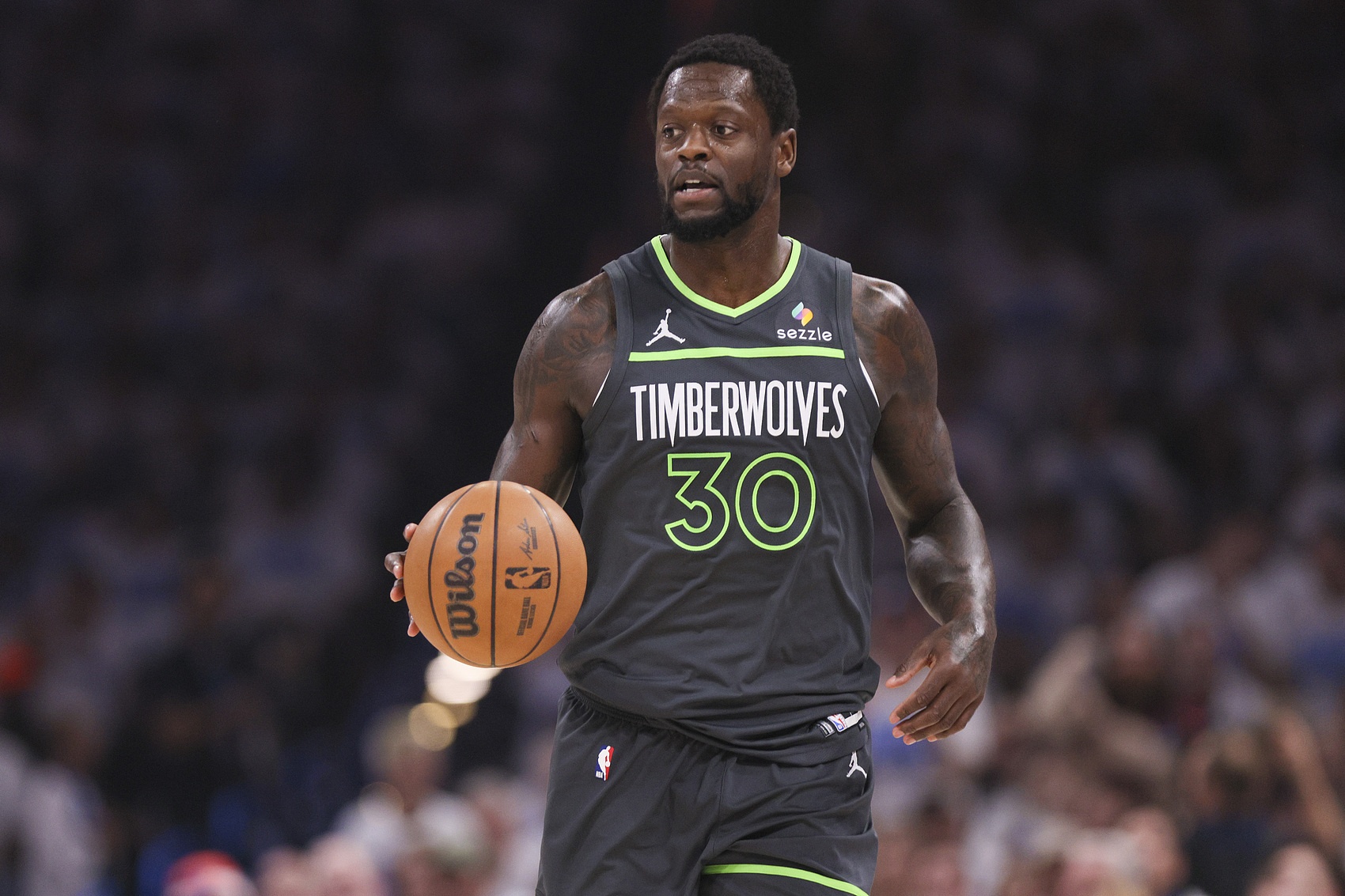 森林狼首节7次失误🧐兰德尔3次迪文岑佐2次 雷霆全队合计3次