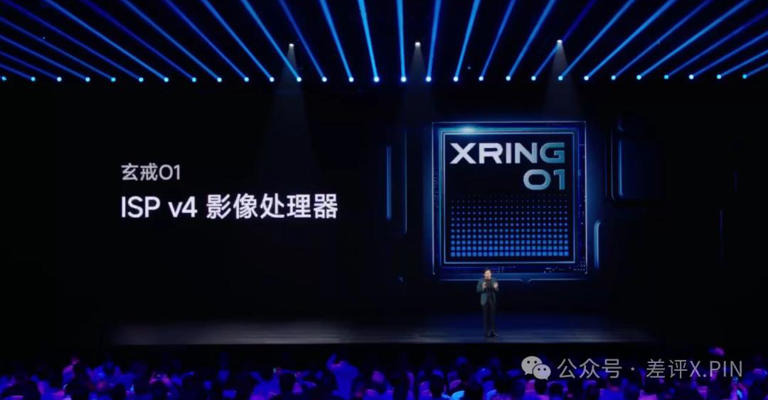 左手YU7，右手玄戒O1，小米15周年太狠了