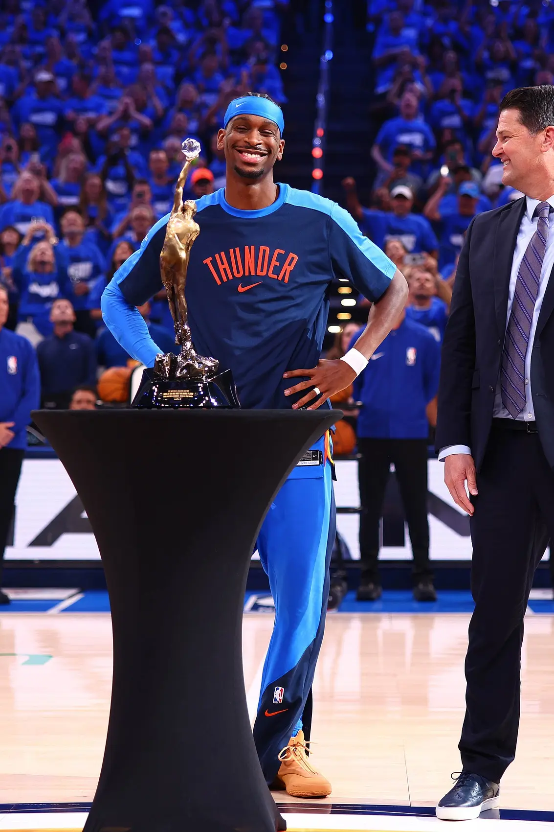 😲SGA有望进入神的领域？MVP+FMVP就10人 得分王+MVP+FMVP就3人