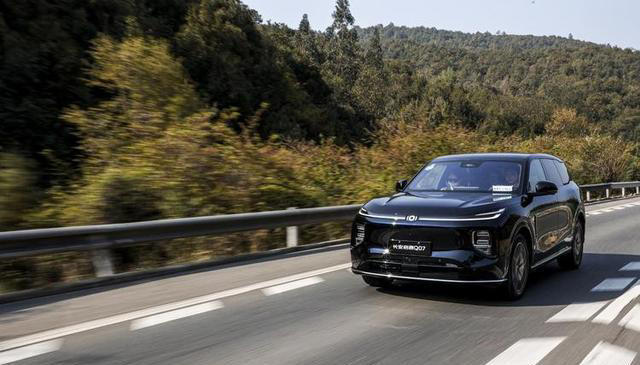 订单破五万+销量榜TOP 2，长安启源Q07成中型SUV新顶流？