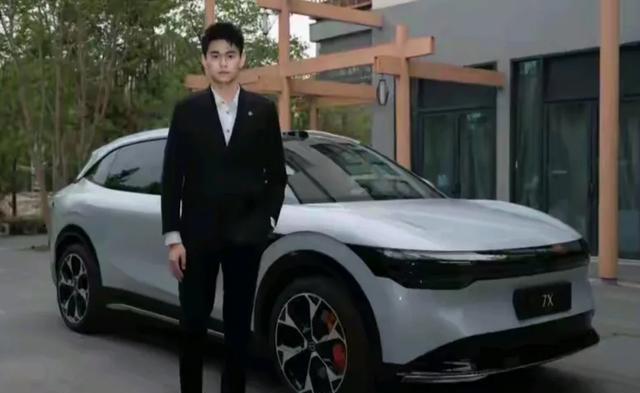 极氪7X：豪华纯电SUV的破局者，重新定义高端出行体验！