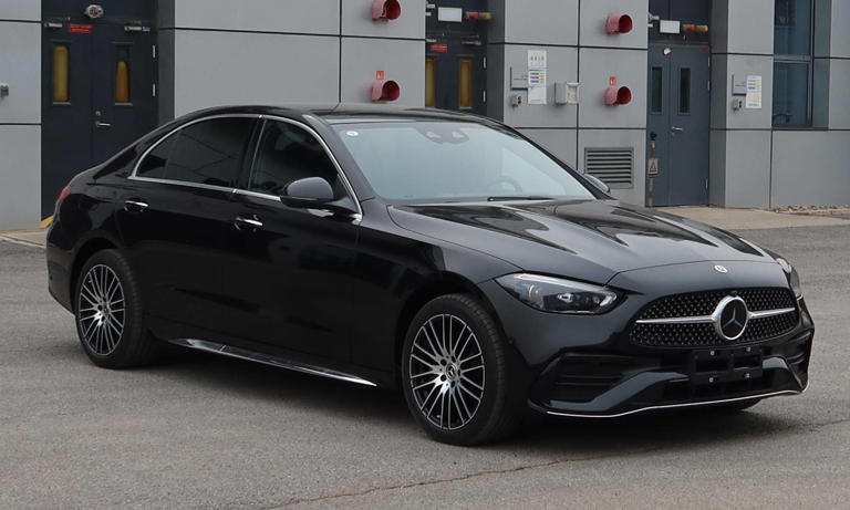 新款奔驰C200L/C260L搭载2.0T发动机，申报信息大曝光！