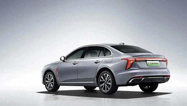 混动技术的顶峰，20万级纯电续航超长混动豪华轿车巅峰红旗H5 PHEV