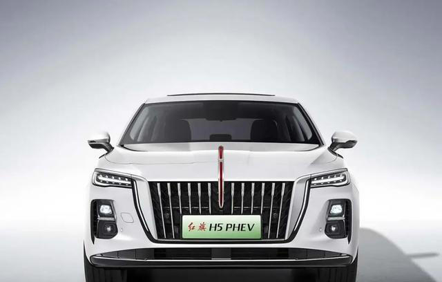 20万级混动轿车“卷王”来了！红旗H5 PHEV凭什么称霸？