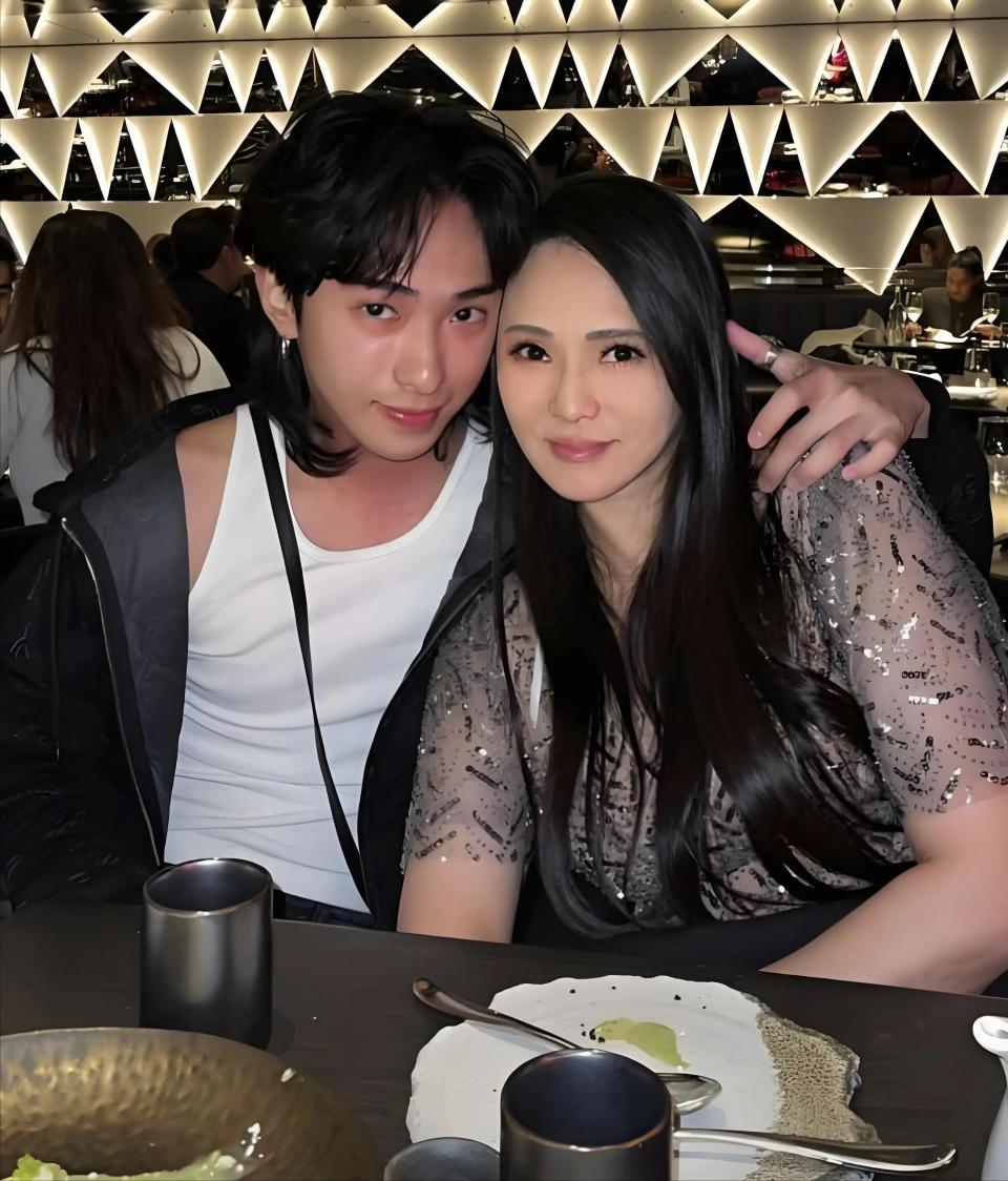 李湘没说错，离婚16年的伊能静和庾澄庆，这回联手给内娱上了一课