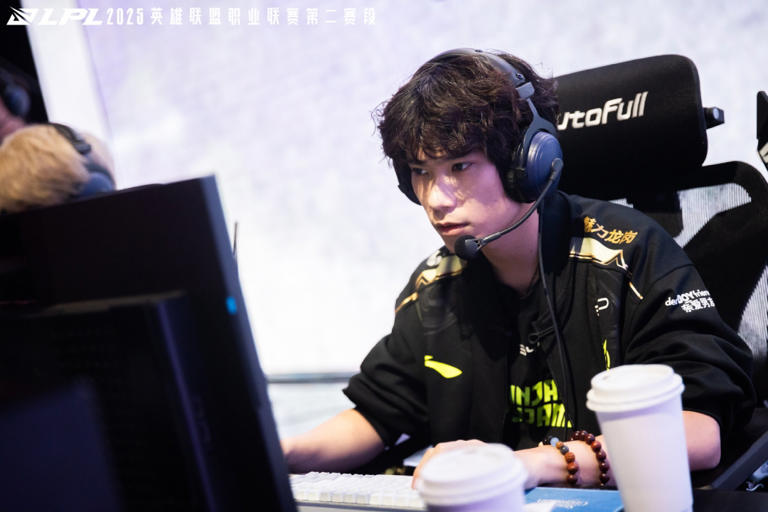 NIP输给FPX无缘季后赛，如何评价doinb加入后的赛场表现？