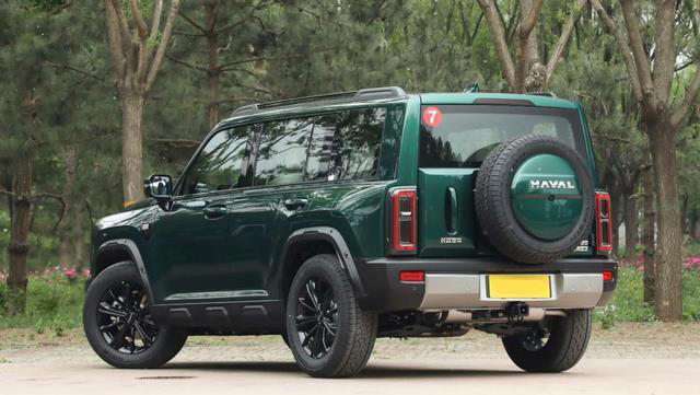 哈弗猛龙燃油版来袭，方盒子设计，配2.0T+9DCT，15.69万起