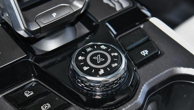 2025款捷途山海T1：智能XWD四驱三电机，大电池续航超长220km