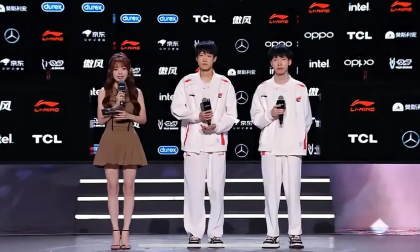 “LPL香克斯双重否定Knight”火了，MSI争夺战，Uzi公开S8内幕