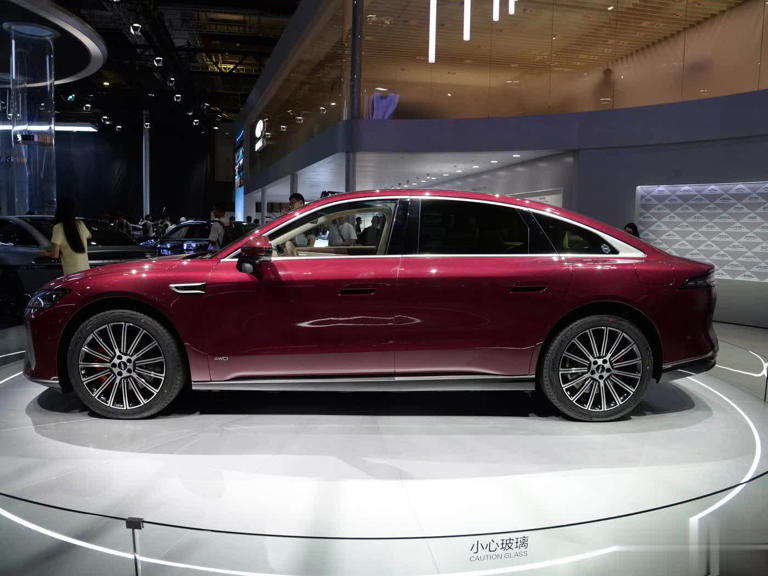 预计7月上市！奇瑞风云A9L亮相港展，532尺寸定位C级