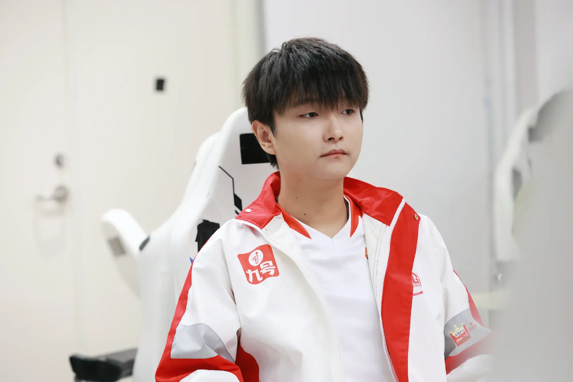 AG17连胜领跑2组，猫神首发表现不佳，上野站出来了