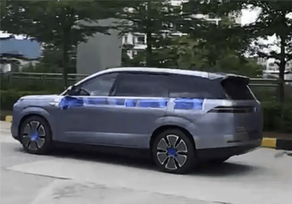腾势N8L路试谍照抢先看，5米2大型SUV搭载无人机版引期待