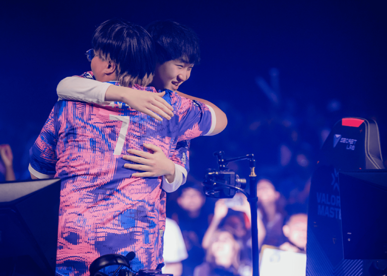 大师赛淘汰赛D4赛后返图：SiuFatBB真男人战姿大秀肌肉