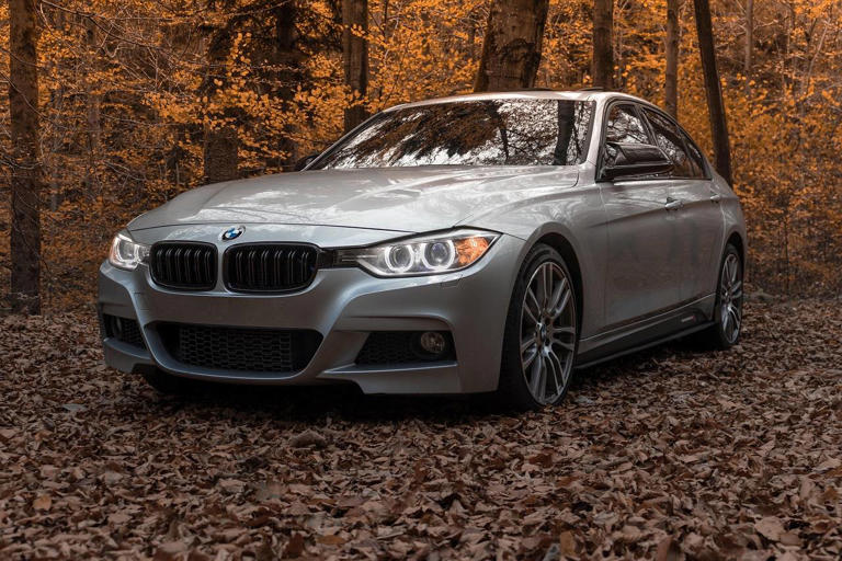 BBA转型高端，56E成新宠？传统豪车如何应对新能源挑战