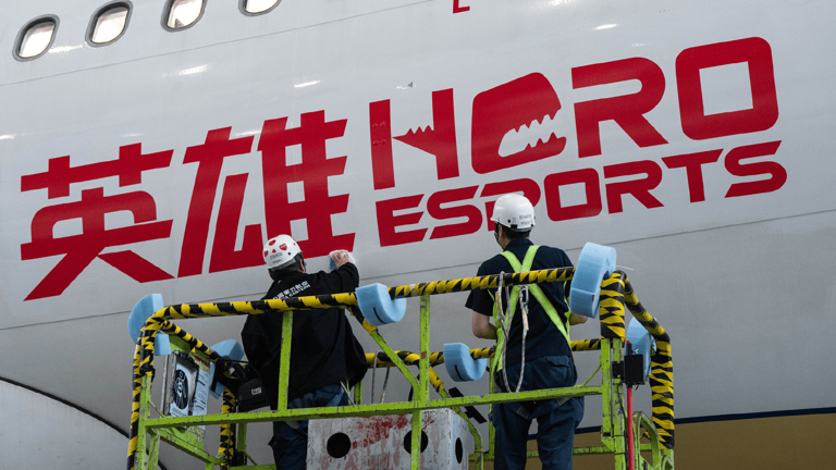 ACL：中沙建交35周年，助力EWC推出首架电竞主题涂装飞机！