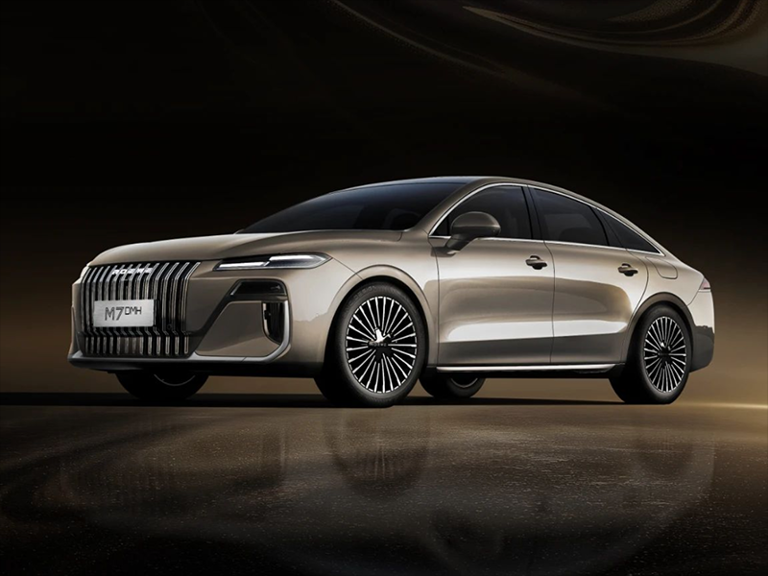 荣威M7 DMH上市 售价为9.78-11.48万