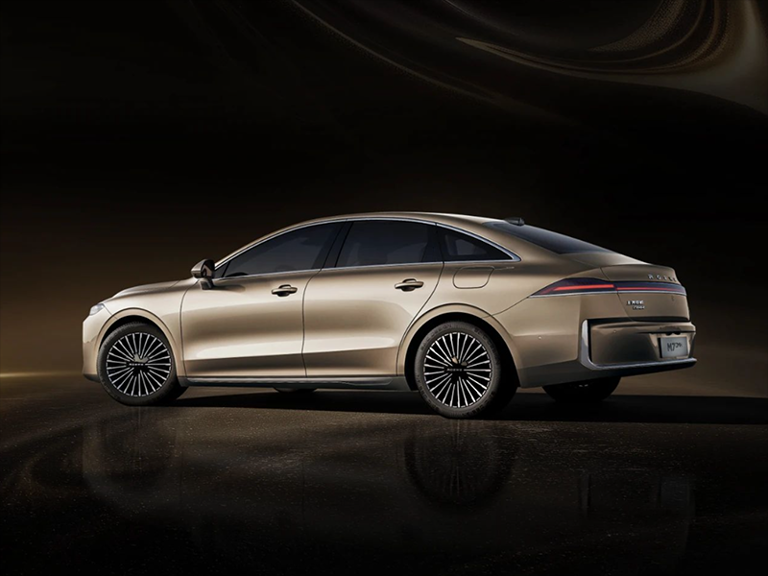 荣威M7 DMH内饰官图发布 将下半年上市