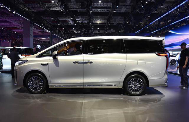 粤港澳车展：全新豪华MPV亮相！售价亲民配航空座椅，配1.5T插混