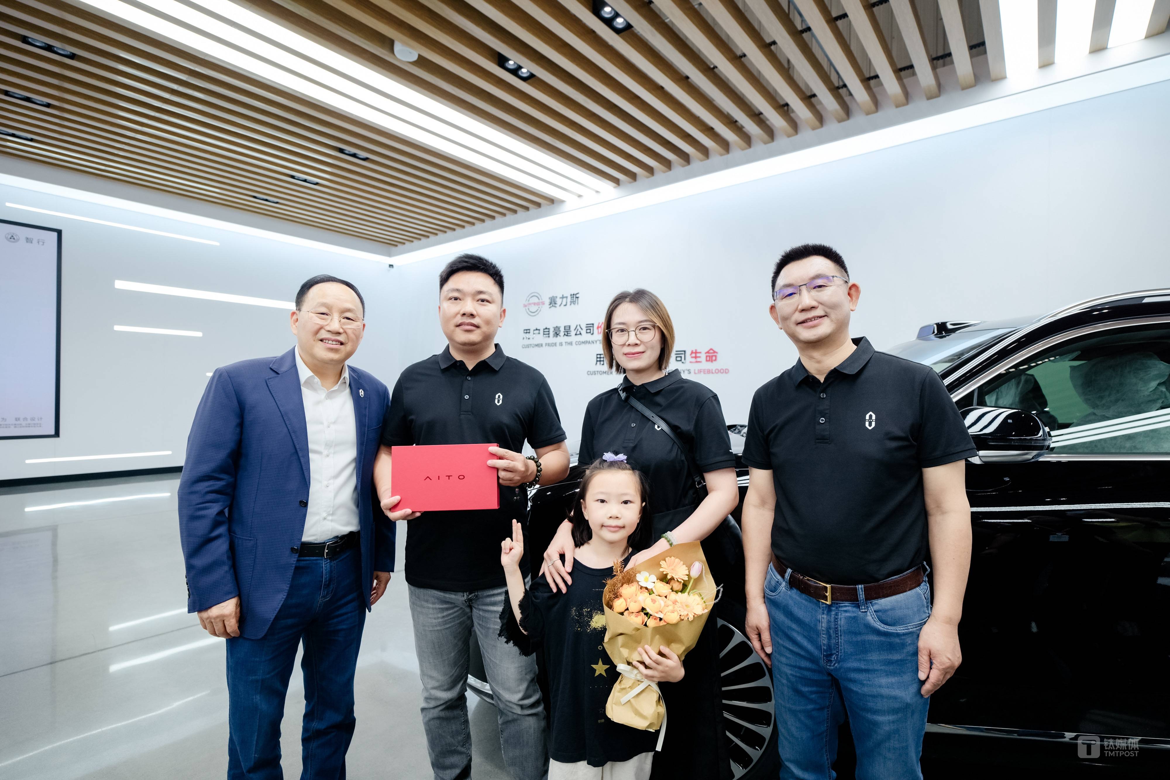 问界M9：20万辆交付背后的智能豪华叙事，能否持续领跑？