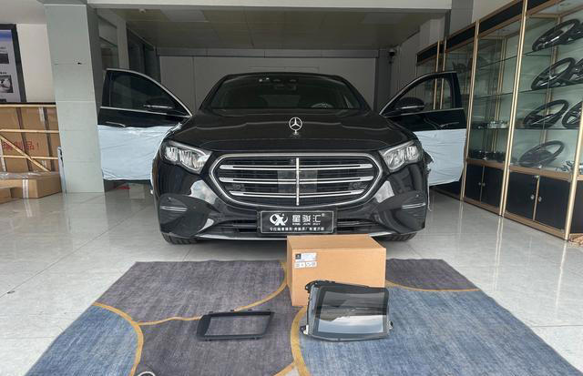 2025新款奔驰E300L升级HUD抬头显示，畅享便捷智能驾驶新体验？