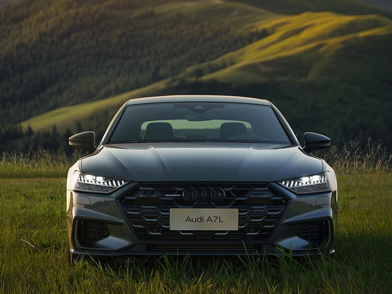 2025款奥迪A7L正式上市 售价41.87-66.62万