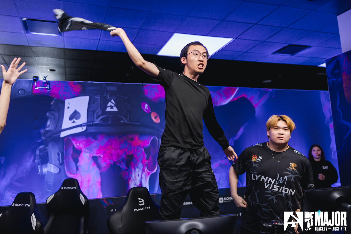 CS2赛事游侠说：LVG晋级奥斯汀MAJOR第三阶段！历史最高全华班！