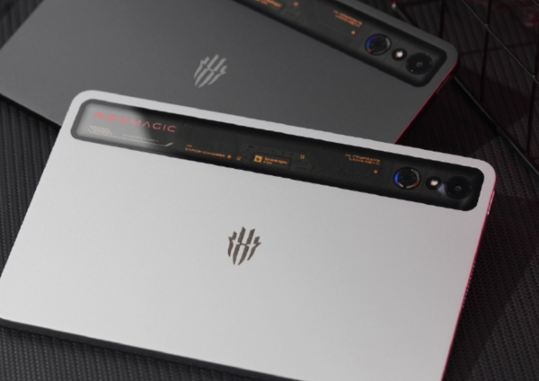 红魔电竞平板3Pro发布 搭载电竞双芯 售价3999元起