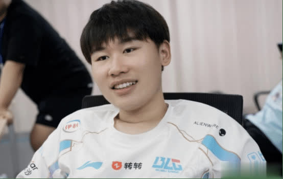 IG大战BLG悬念拉满！替补打野Wei称IG想复仇盼去MSI