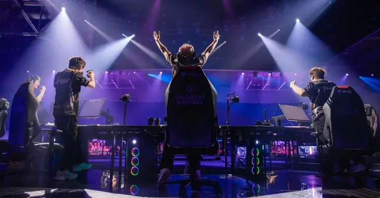 无畏人物志24:当我站在最高处时听不到所有质疑—SiuFatBB